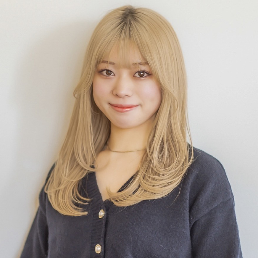 市吉 杏奈 | 表参道・銀座・横浜・名古屋栄の美容室・美容院 Violet (バイオレット)